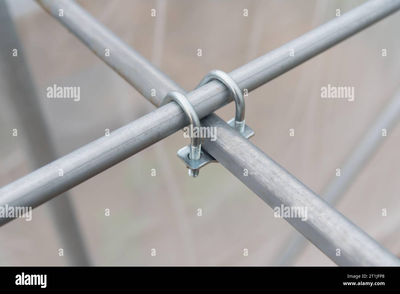 U-bolt Steel cross clamp Stock Photo - Alamy
