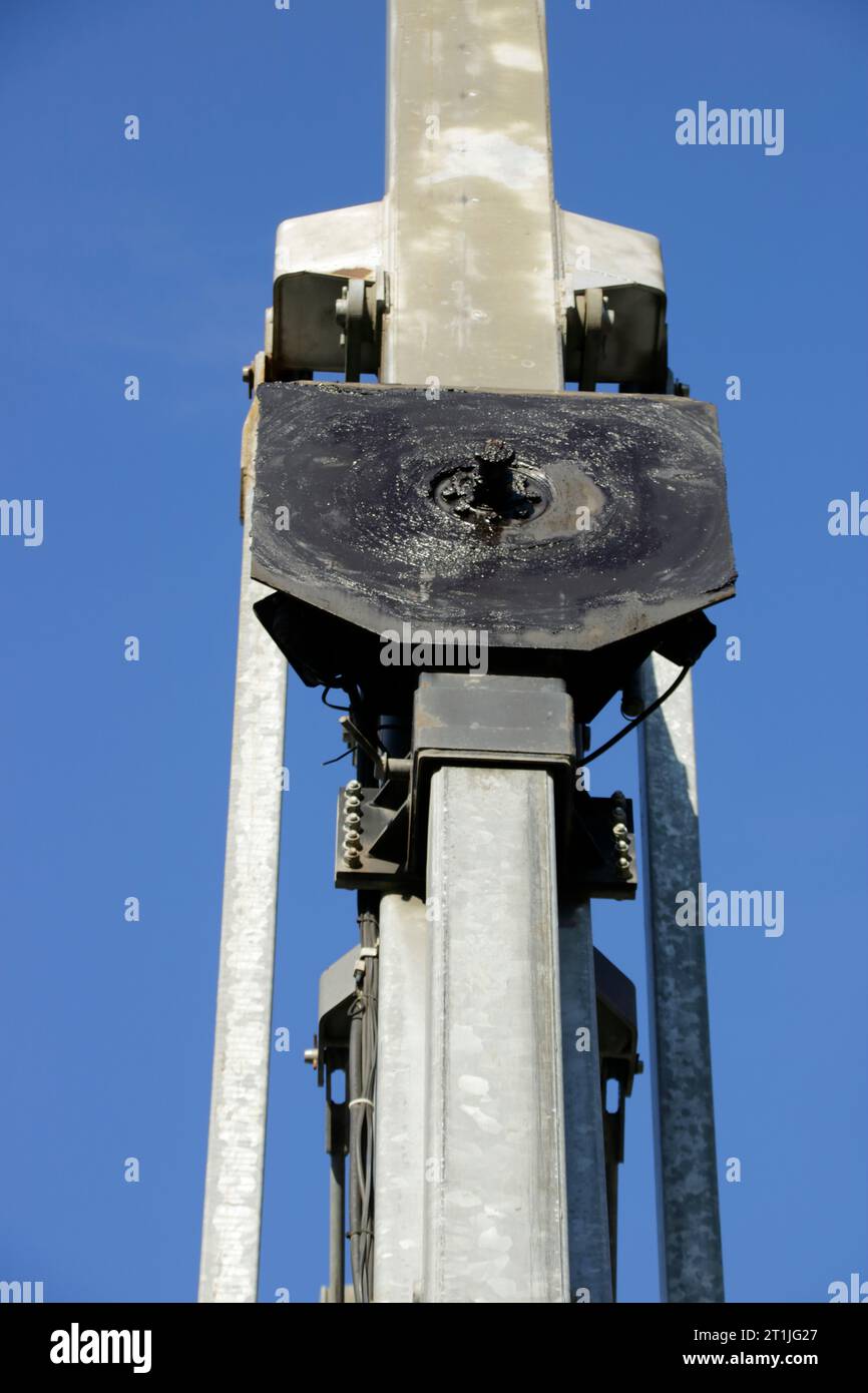 Transport pin hi-res stock photography and images - Alamy