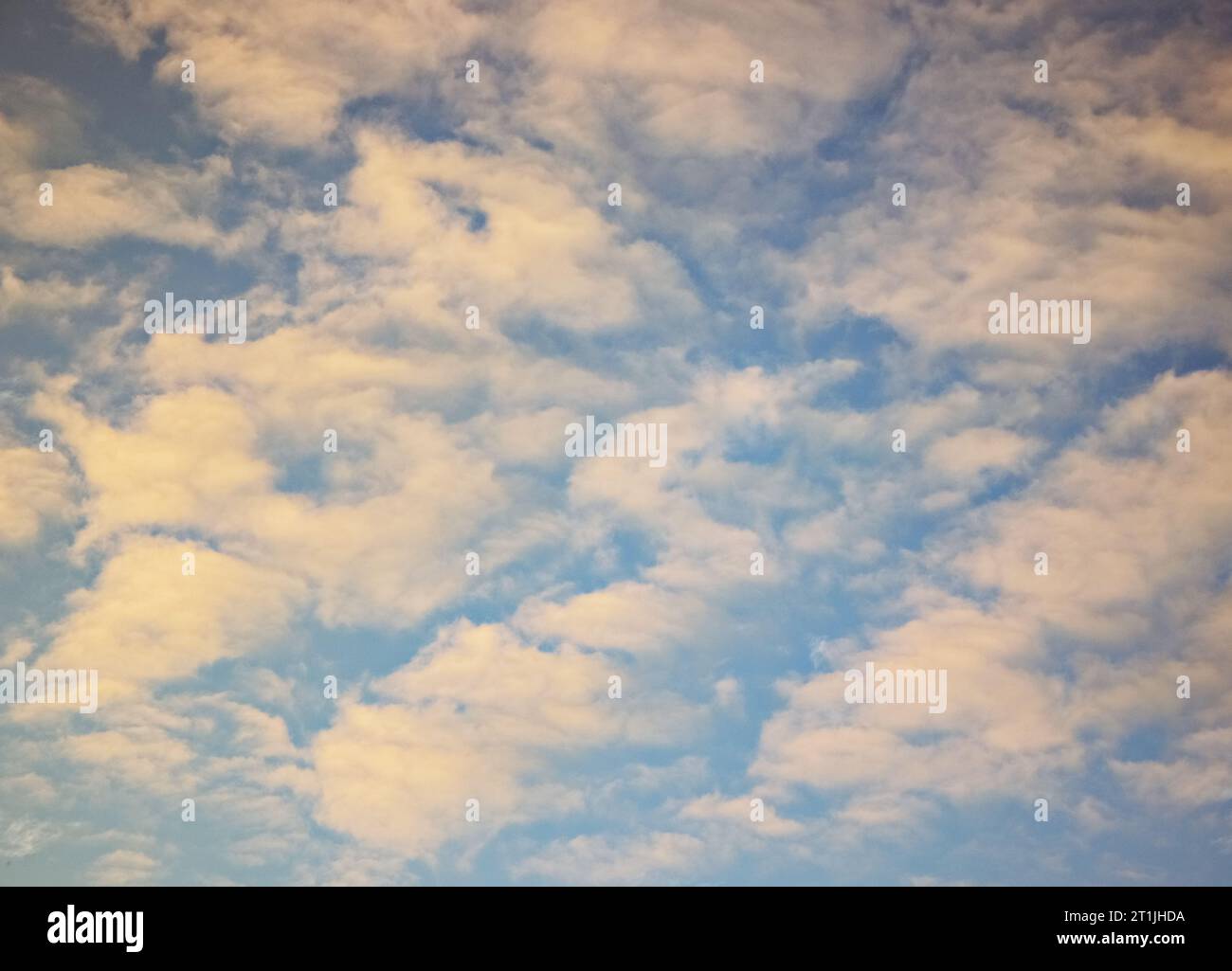 Mesmerizing Cloud Formations: Nature's Canvas Unveiled ☁️🌥️ Dive into ...