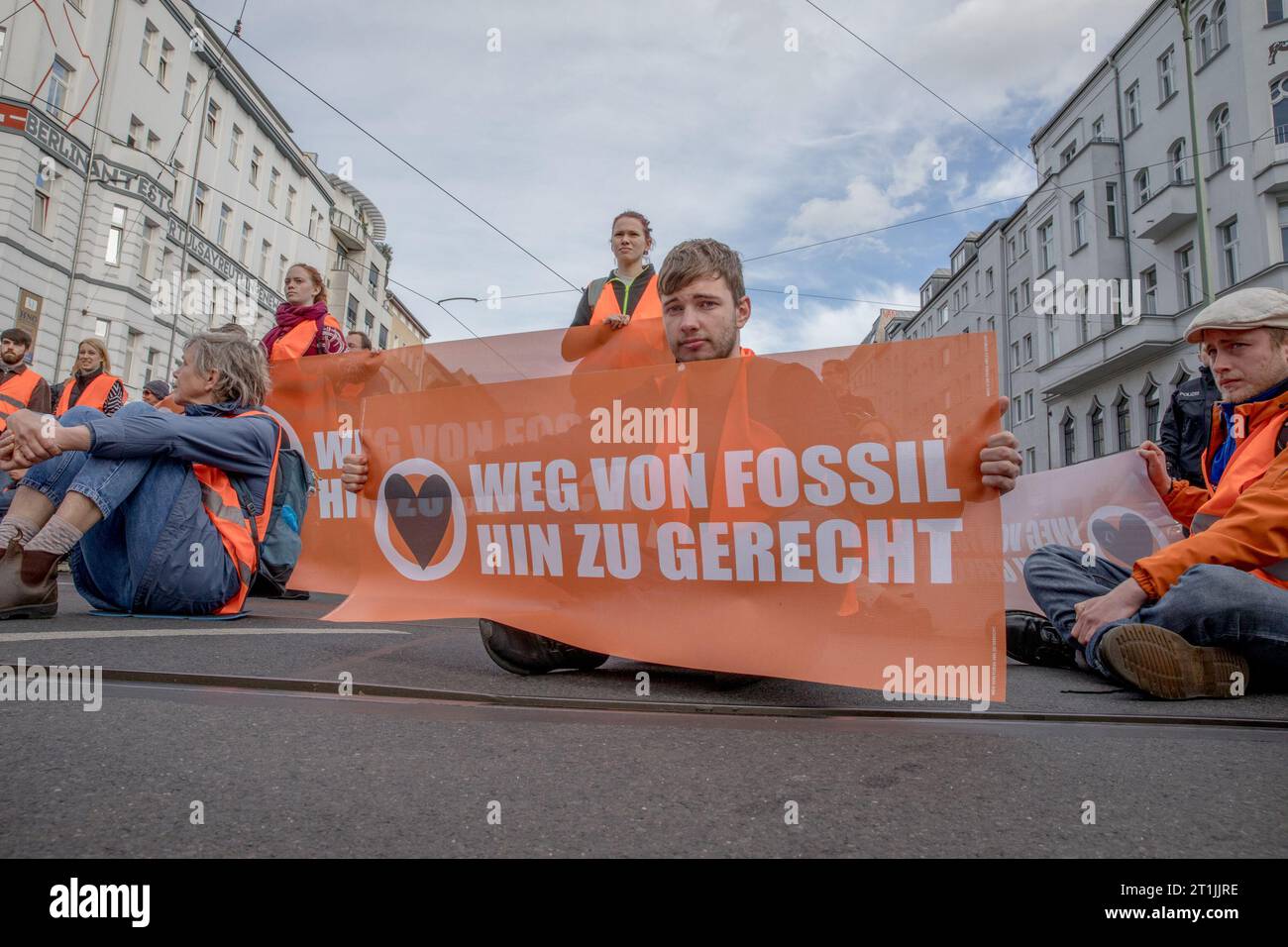 Berlin, Germany. 14th Oct, 2023. Berlin police forcibly removed members ...