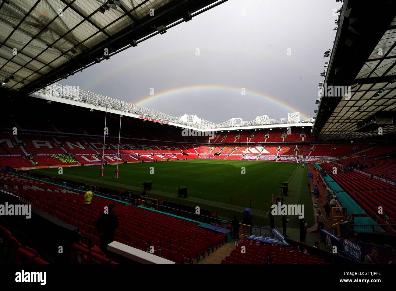 A rainbow appears over the stadium prior to the Betfred Super League ...