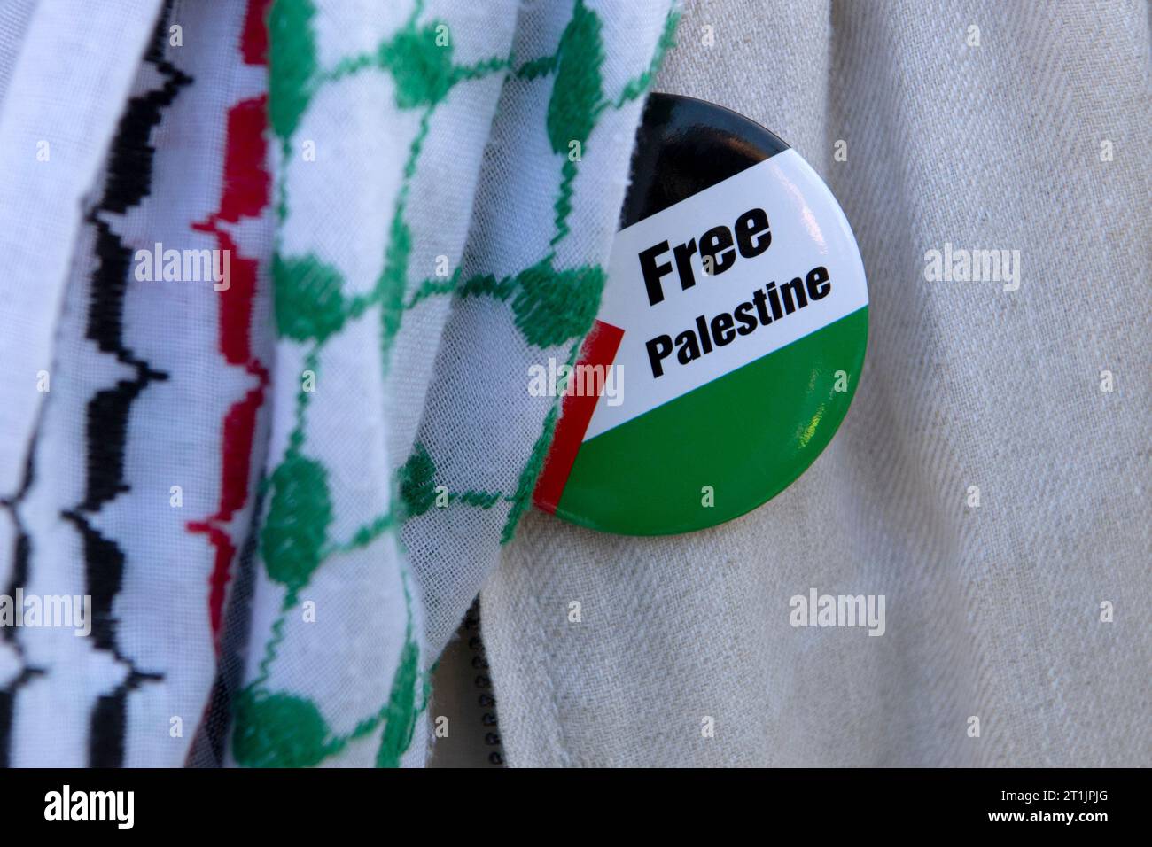 The fundamentalist Islamic movement Hizb ut Tahrir holds a support ...