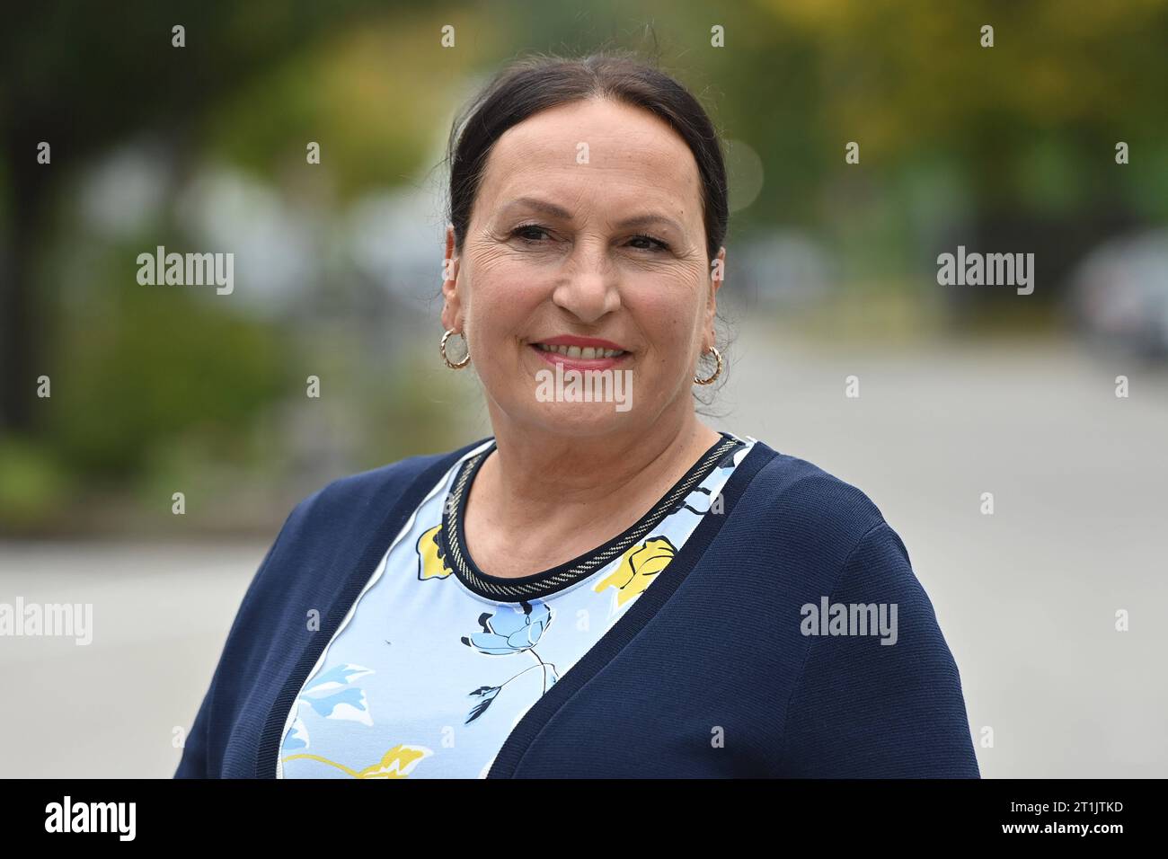 Ursula Maria Burkhart Schauspielerin, Rolle: Verwaltungsbeamtin ...