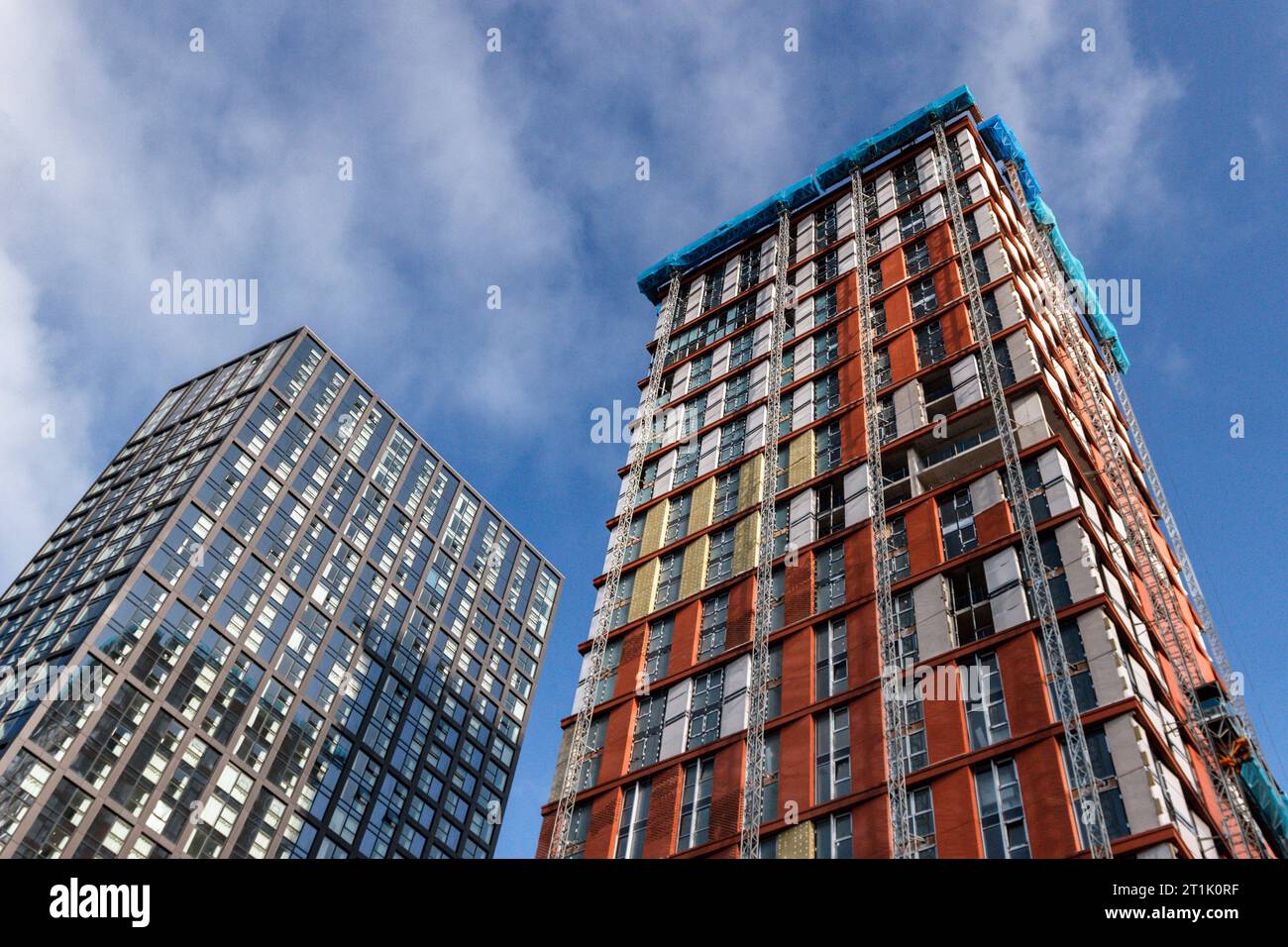 Tower block under construction. Swan Street, Manchester Stock Photo - Alamy