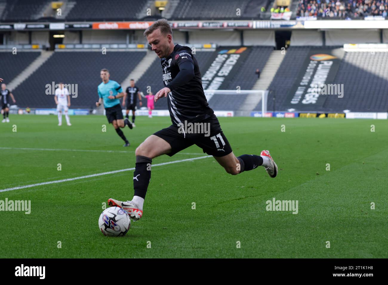 Elliot newby hi-res stock photography and images - Alamy