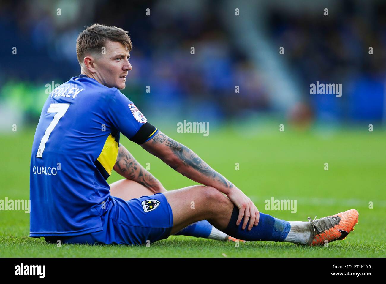 James tilley afc wimbledon hi-res stock photography and images - Alamy