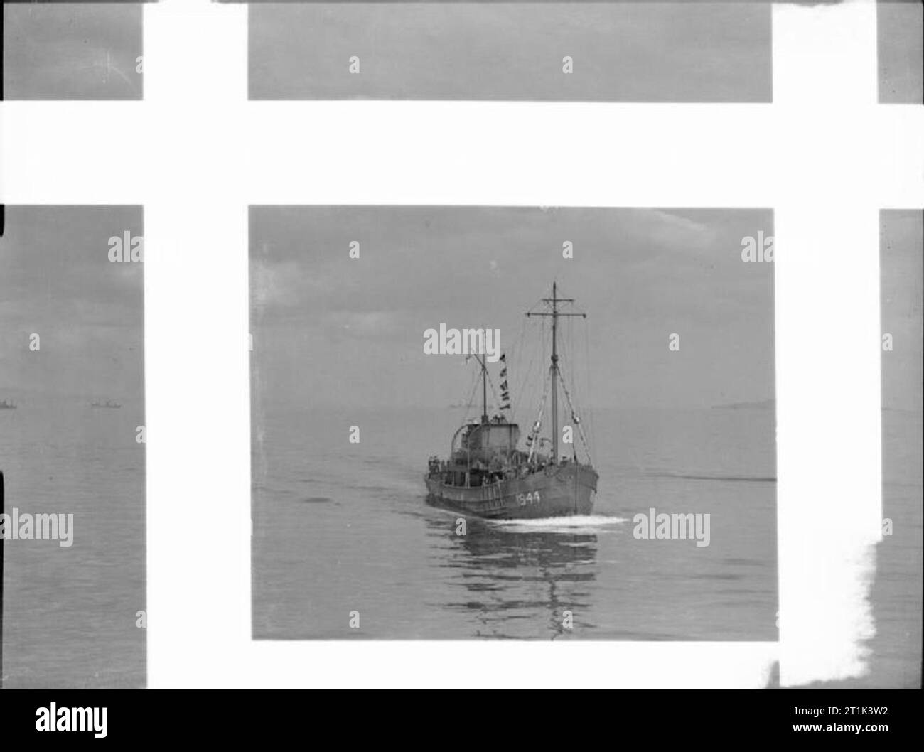 The Royal Navy during the Second World War The ex-Belgian trawler HMS ...