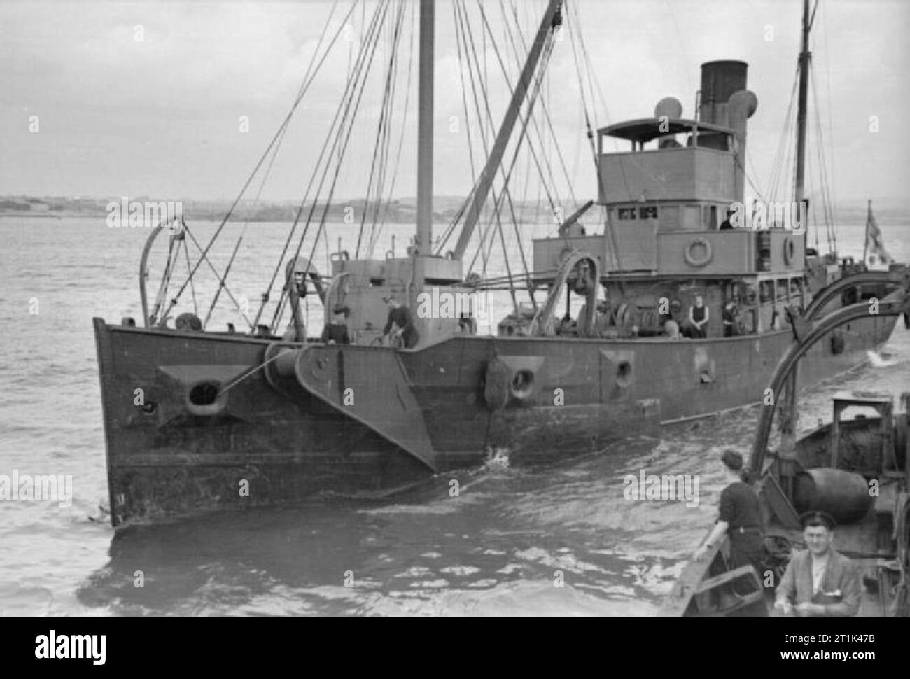 Royal navy guardship hi-res stock photography and images - Alamy
