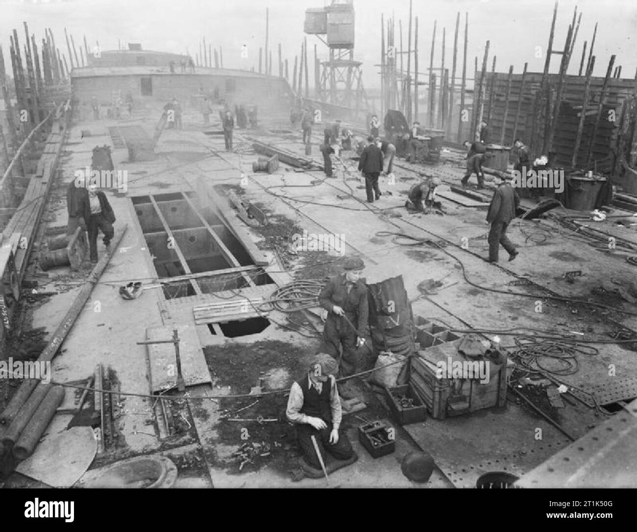 War Industry in Britain 1939-1945 Shipbuilding: Men at work at the ...