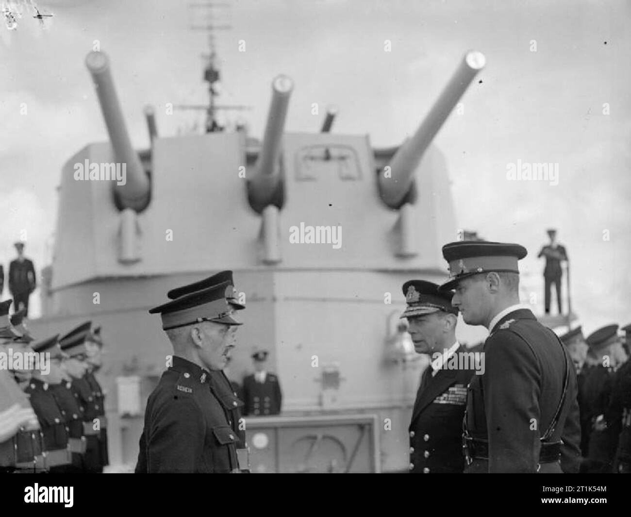 HMS Belfast during the Second World War Visit by HM King George VI ...