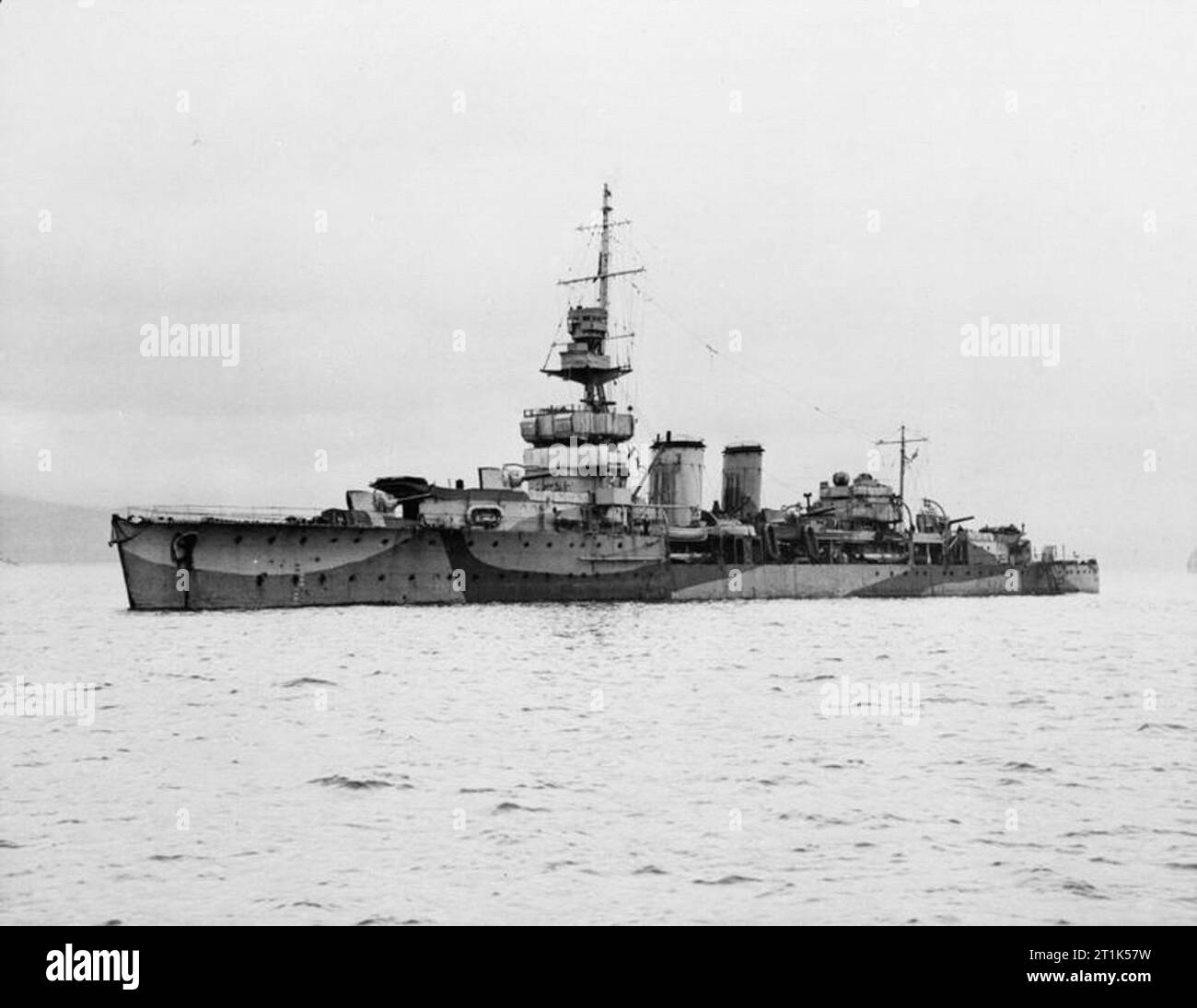 HMS Cardiff. HMS CARDIFF, cruiser, Broadside view Stock Photo - Alamy