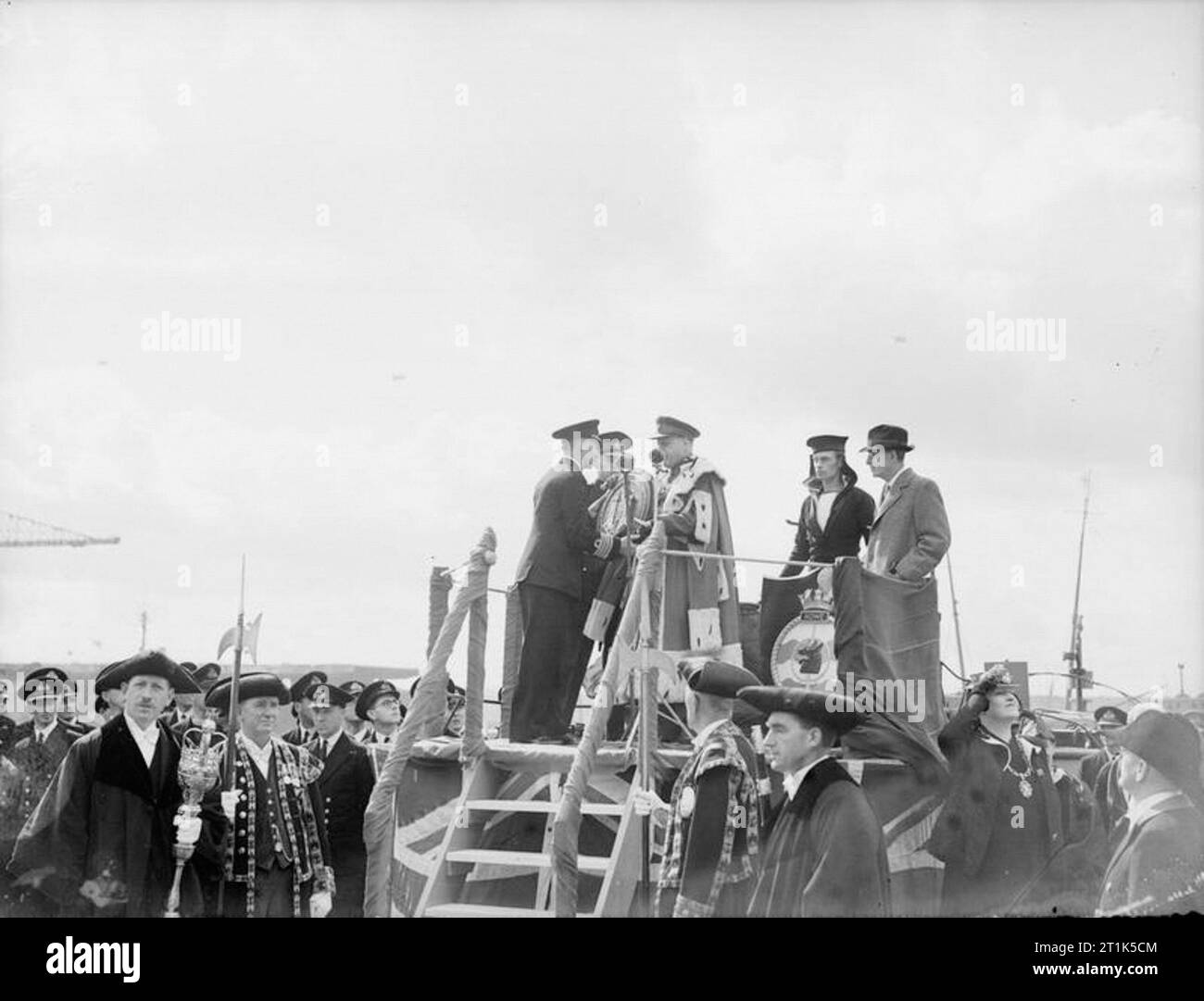 Hms edinburgh ww2 hi-res stock photography and images - Alamy