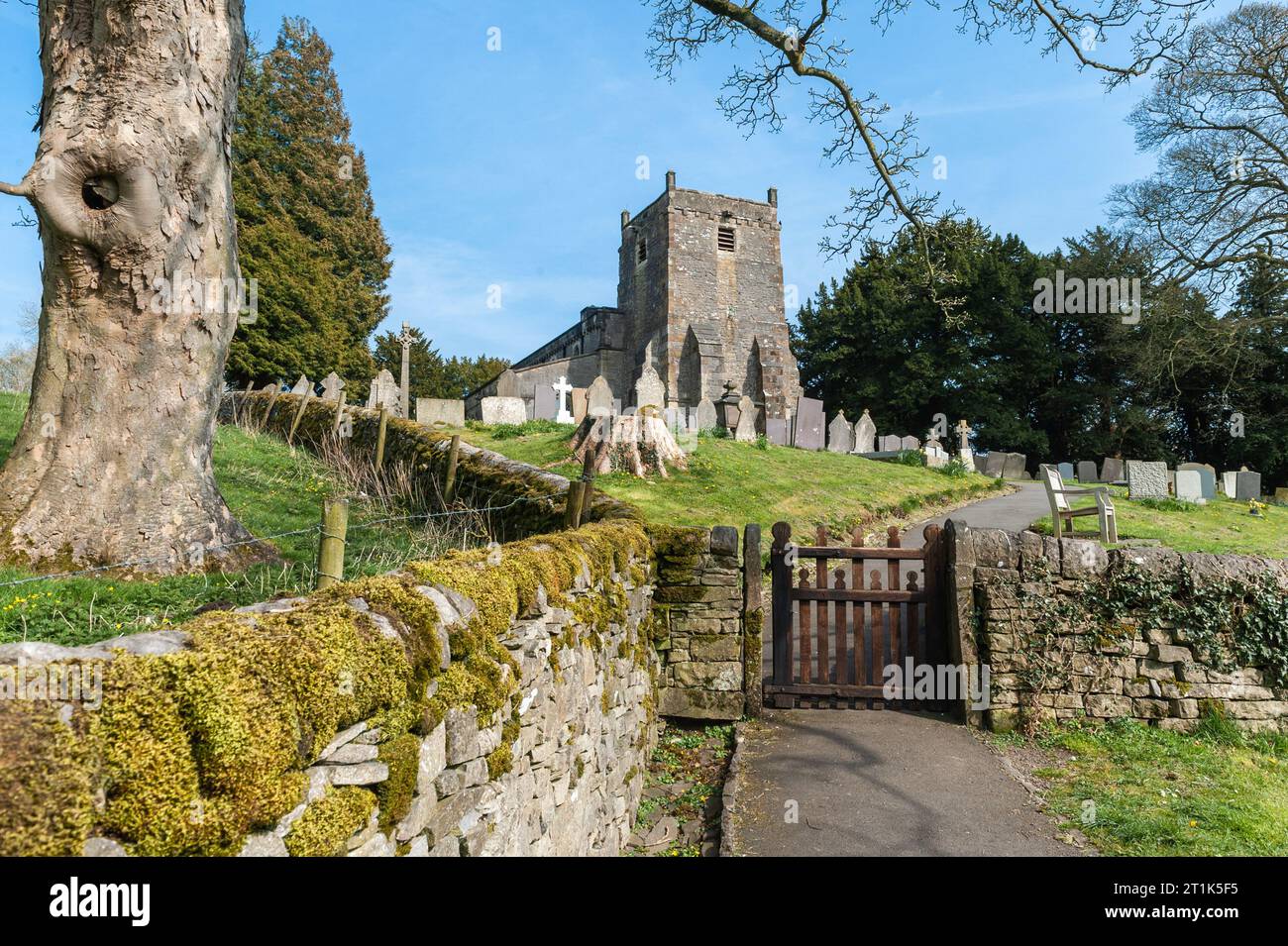A view of the parish church of St. Mary in the Derbyshire village of ...