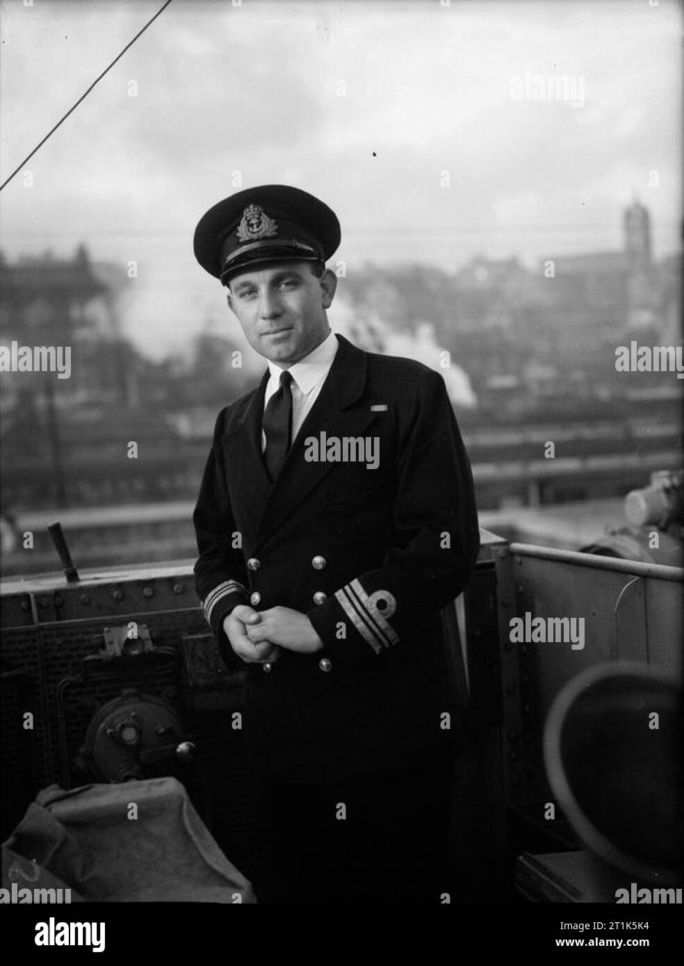 Hms redoubt hi-res stock photography and images - Alamy