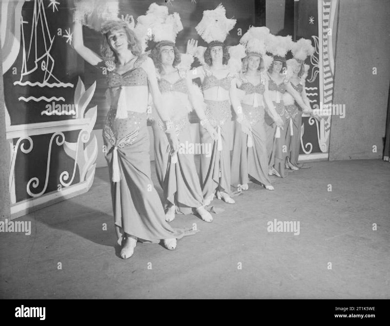 Female impersonators hi-res stock photography and images - Alamy