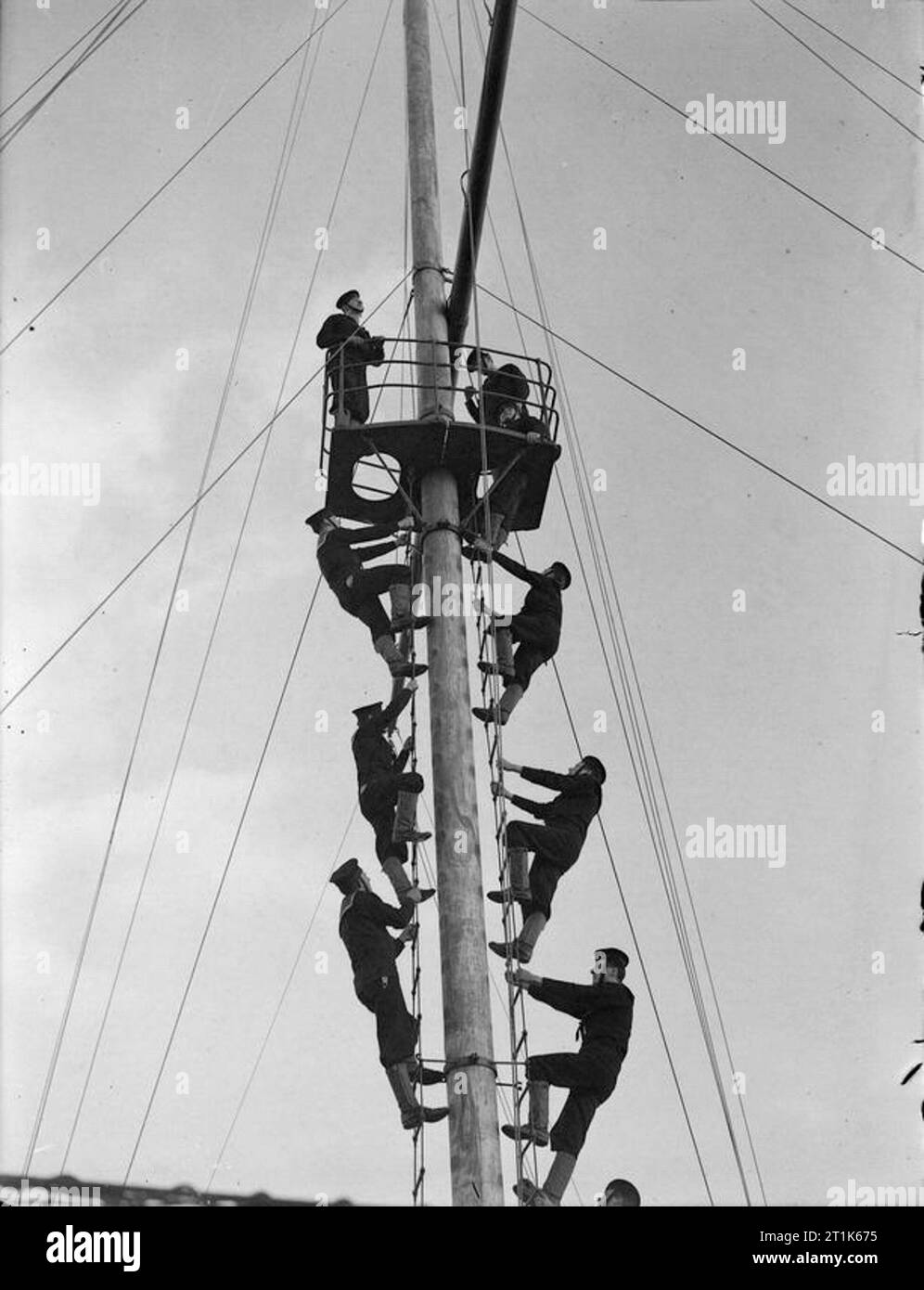 Hms raleigh hi-res stock photography and images - Alamy