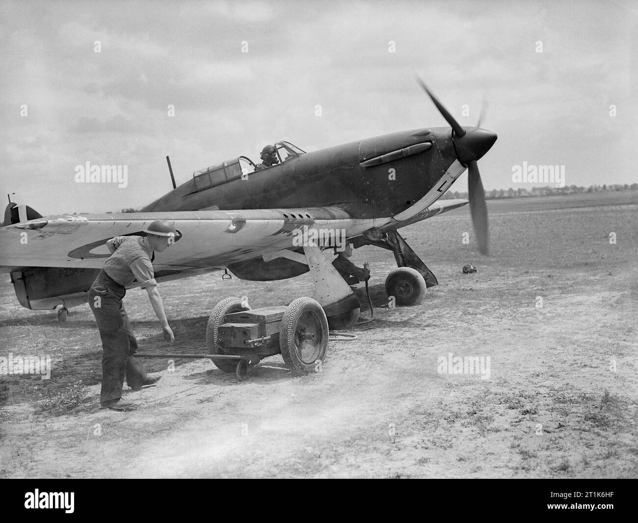Royal Air Force- France, 1939-1940. Ground crewmen using a trolley ...