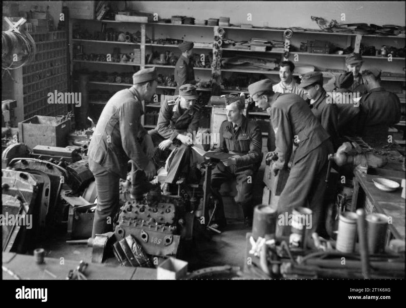 Norway After Liberation, 1945 German prisoners of war assist a sergeant ...