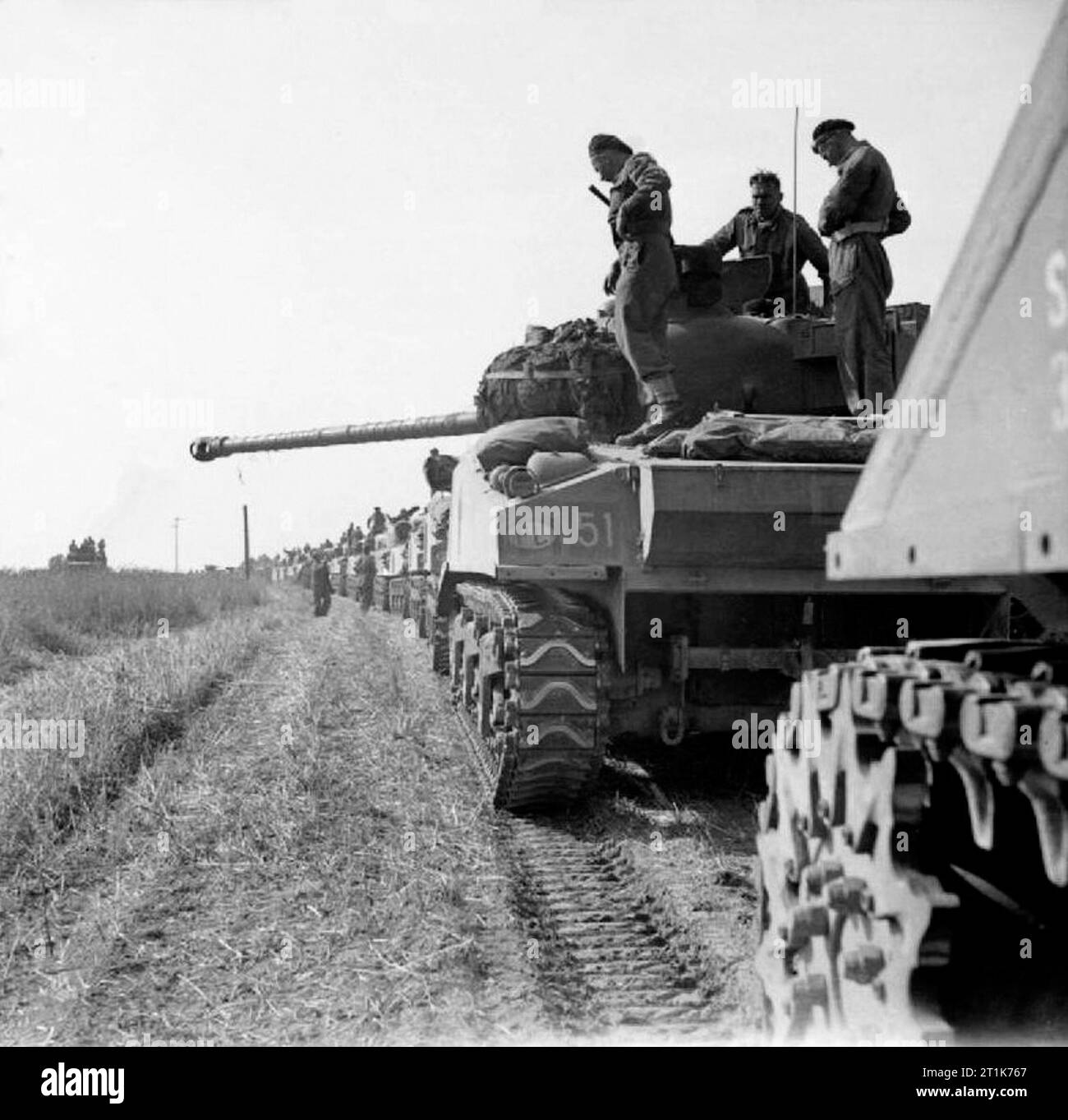 The 1st Polish Armoured Division in the Normandy Campaign 1944 Sherman ...
