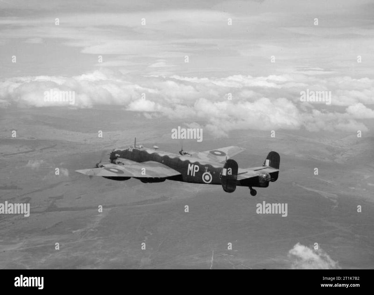 Royal Air Force 1939-1945- Bomber Command Handley Page Halifax I, L9562 ...