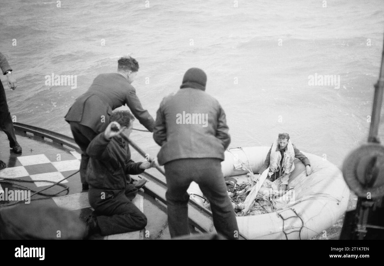 Royal Air Force 1939-1945- Bomber Command The crew of an RAF Air/Sea ...