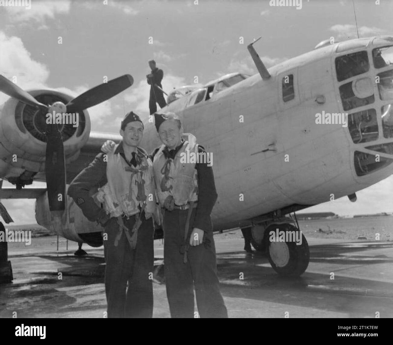 Kenneth moore ww2 hi-res stock photography and images - Alamy