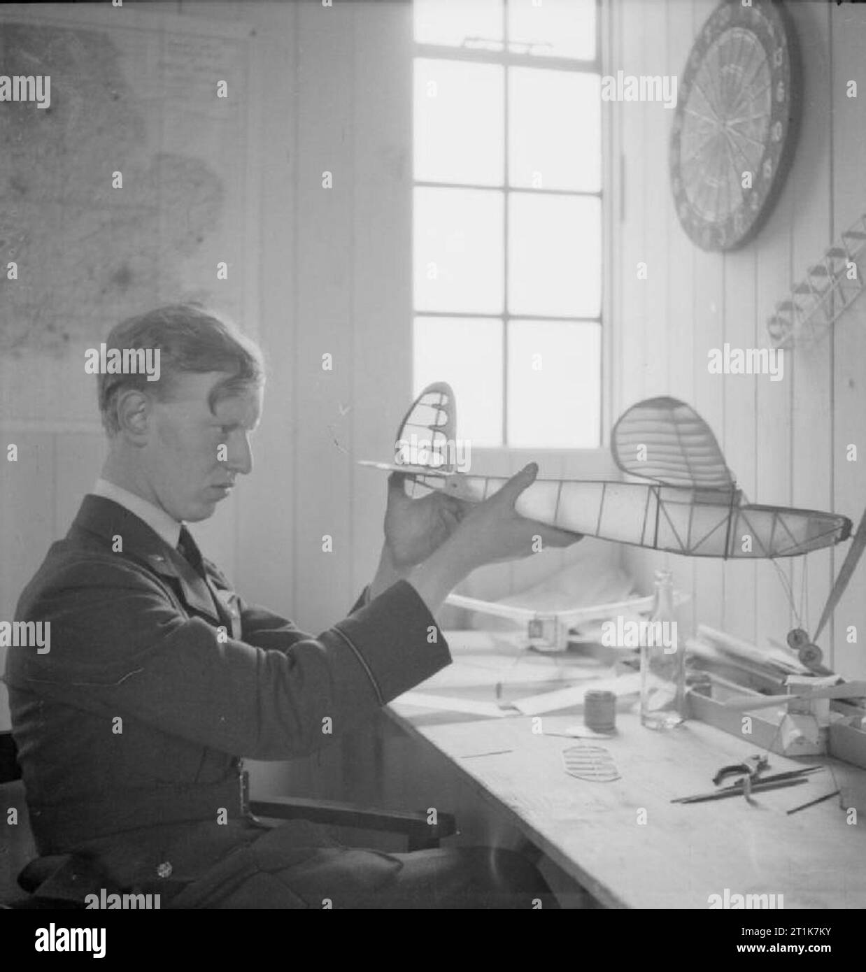Royal Air Force 1939-1945- Fighter Command Pilot Officer James 'Ginger ...