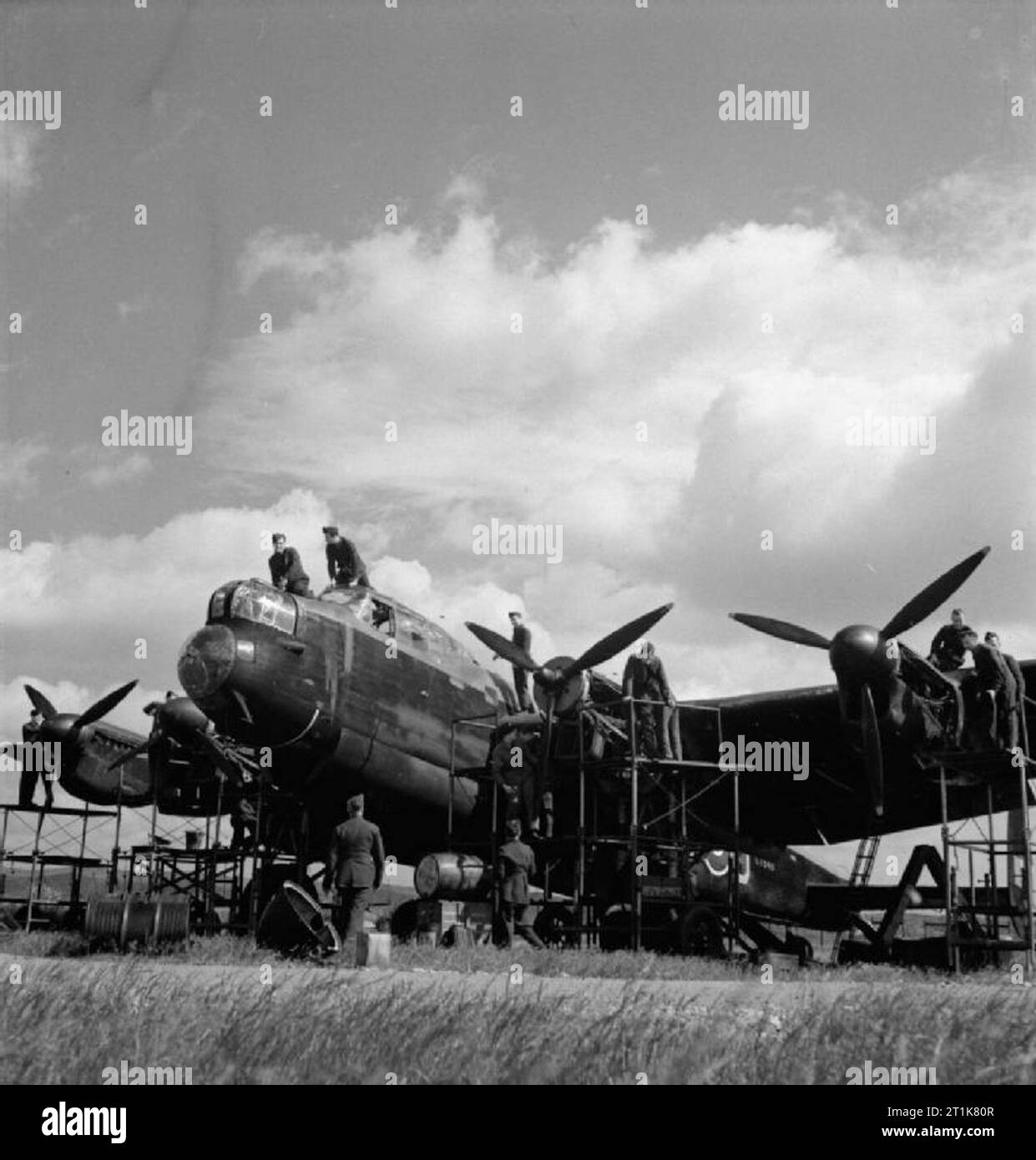 Royal Air Force Bomber Command, 1941-1945. Avro Lancaster Mark I, L7540 ...