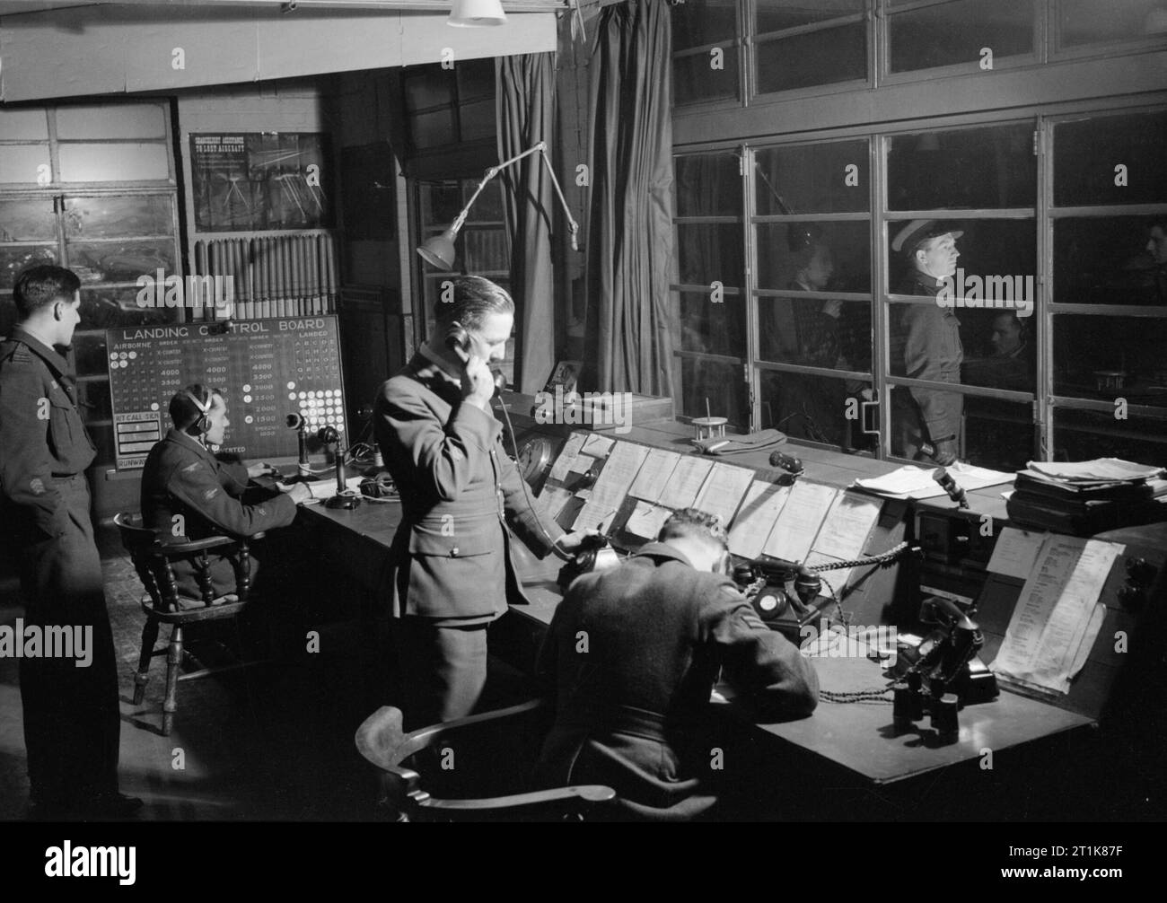 Royal Air Force Bomber Command, 1942-1945. The Officer of the Watch in ...