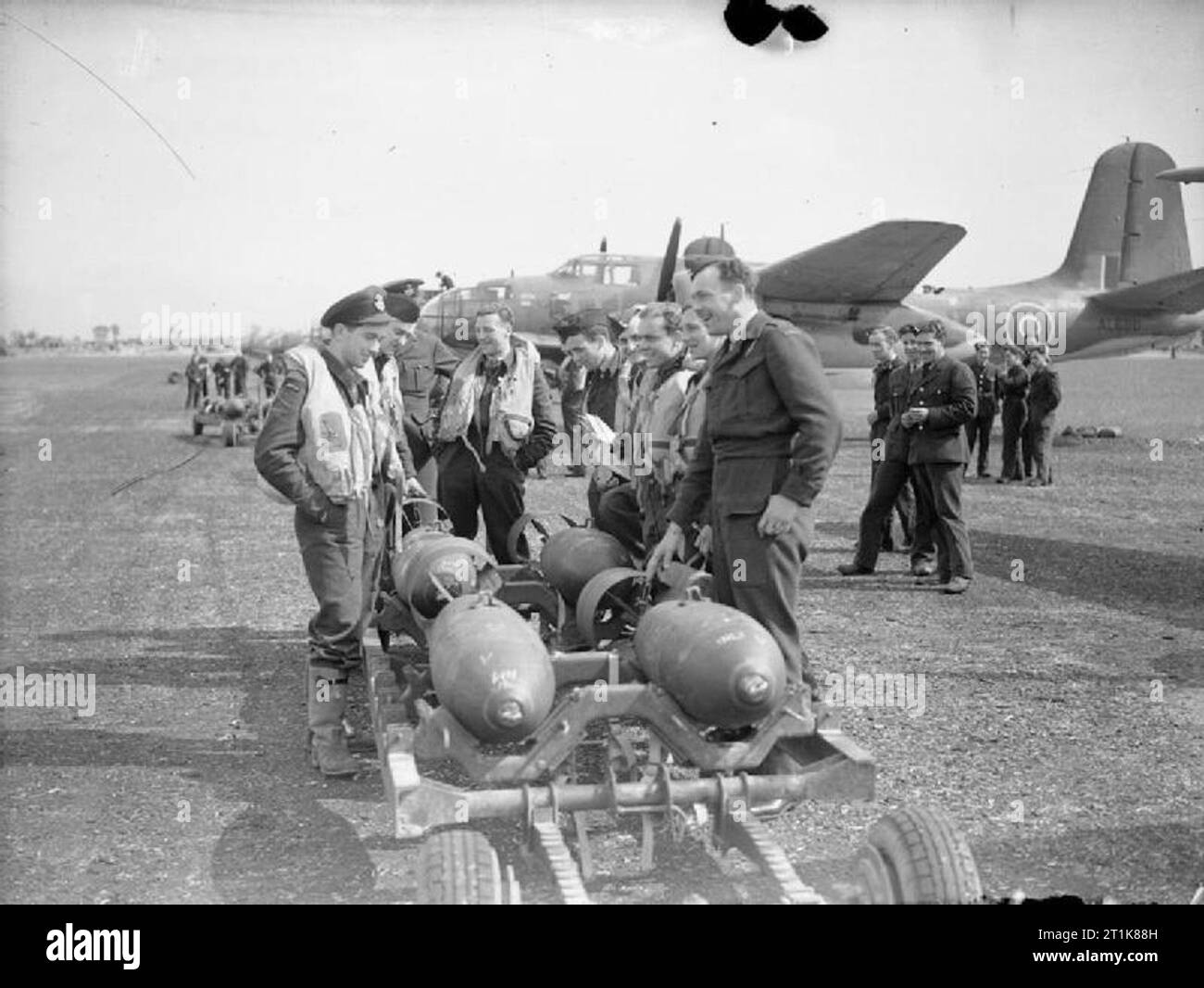 Royal Air Force Bomber Command, 1942-1945. Aircrews of No 88 Squadron ...