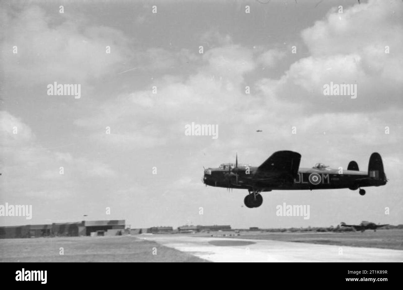 Lancaster bomber ww2 raid hi-res stock photography and images - Alamy