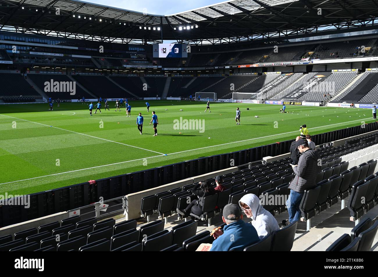Stadium mk pitch hi-res stock photography and images - Alamy