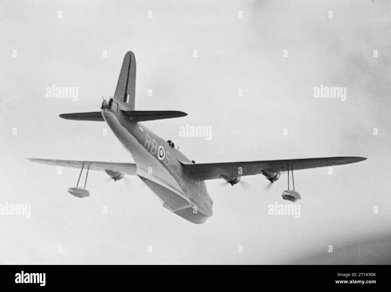 Royal Air Force 1939-1945- Coastal Command Sunderland II W3984/RB-S of ...