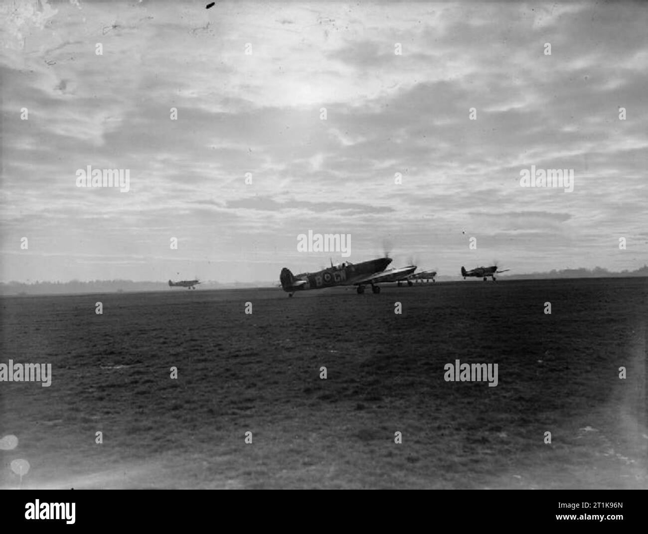 Fighter sweep Black and White Stock Photos & Images - Alamy