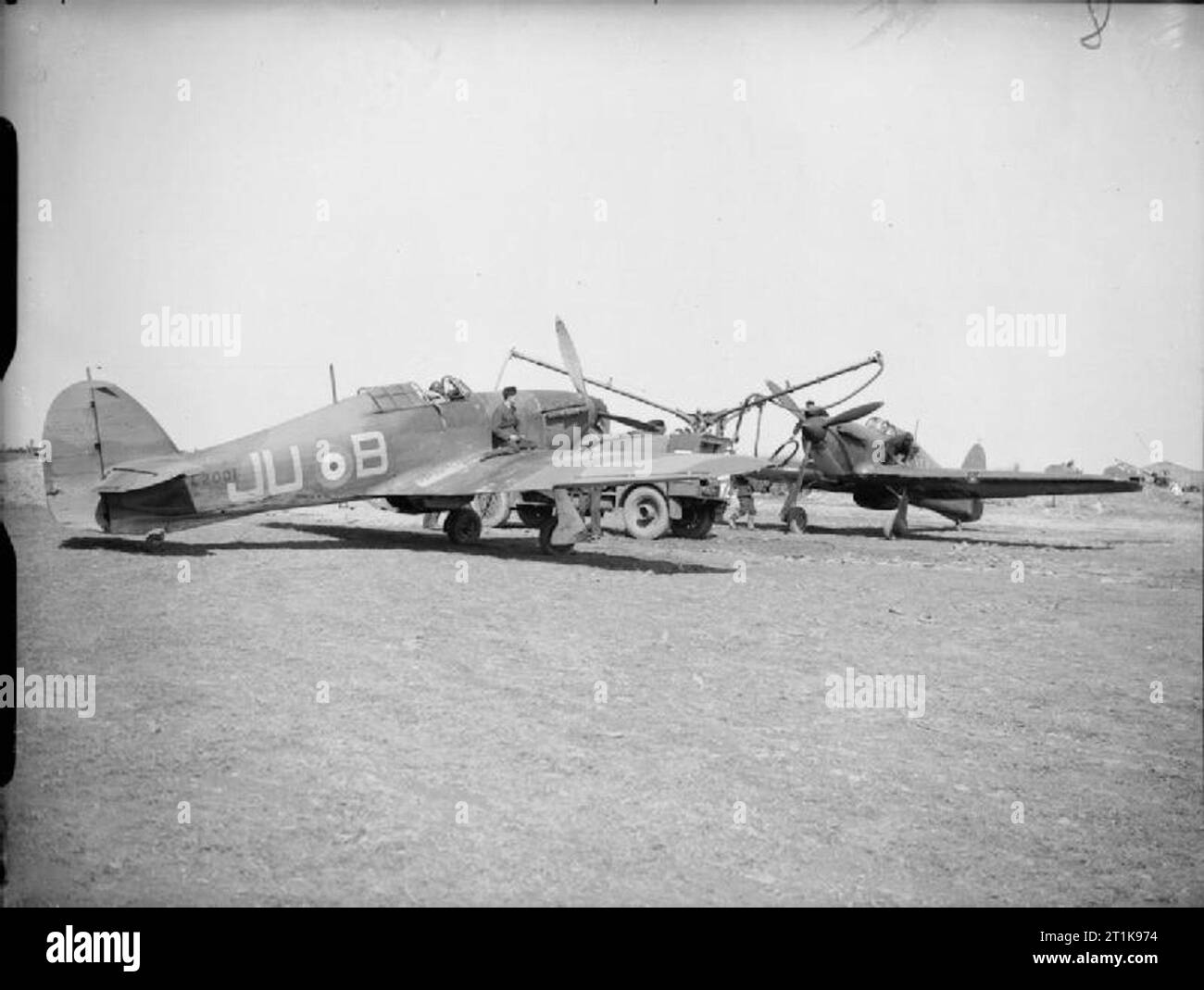 Royal Air Force Fighter Command, 1939-1945. Groundcrew refuelling ...