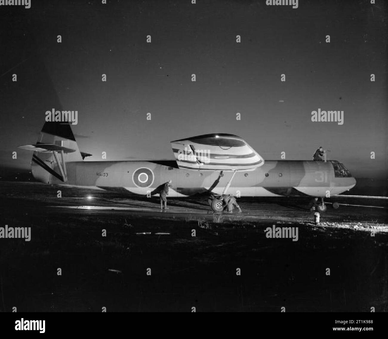 Royal Air Force Flying Training Command, 1940-1945. Airspeed Horsa Mark ...