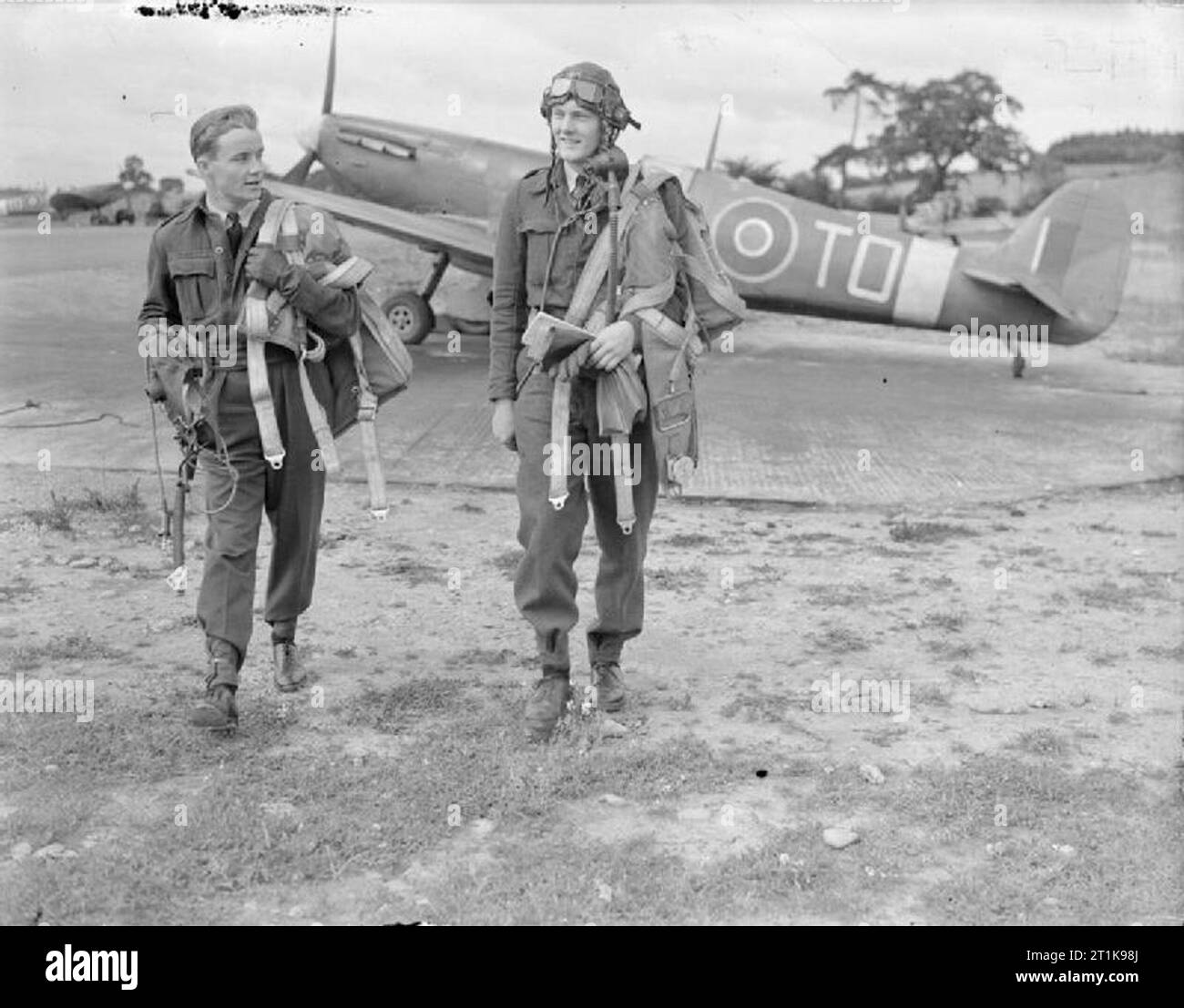Royal Air Force Fighter Command, 1939-1945. A trainee fighter pilot ...