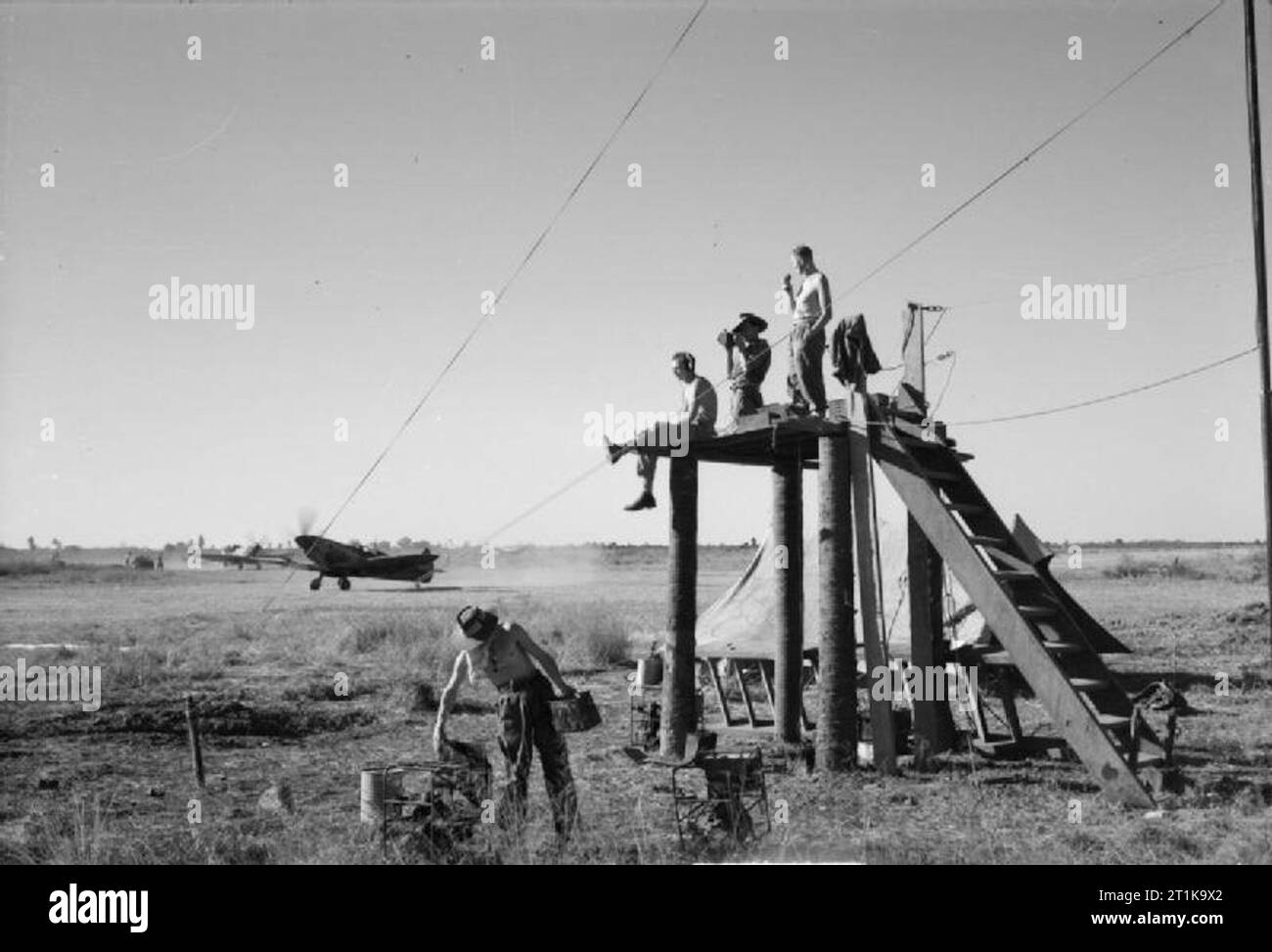 Ww2 raf control tower hi-res stock photography and images - Alamy