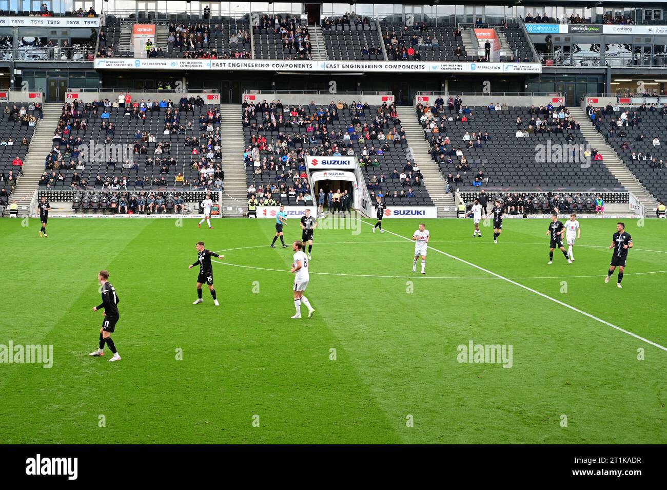 Barrow footballers hi-res stock photography and images - Alamy