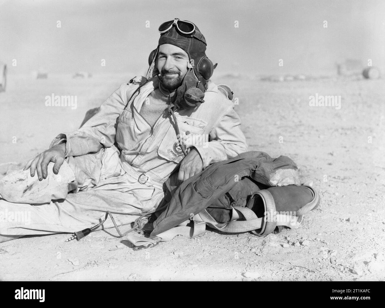 Desert war ww2 raf libyan Black and White Stock Photos & Images - Alamy
