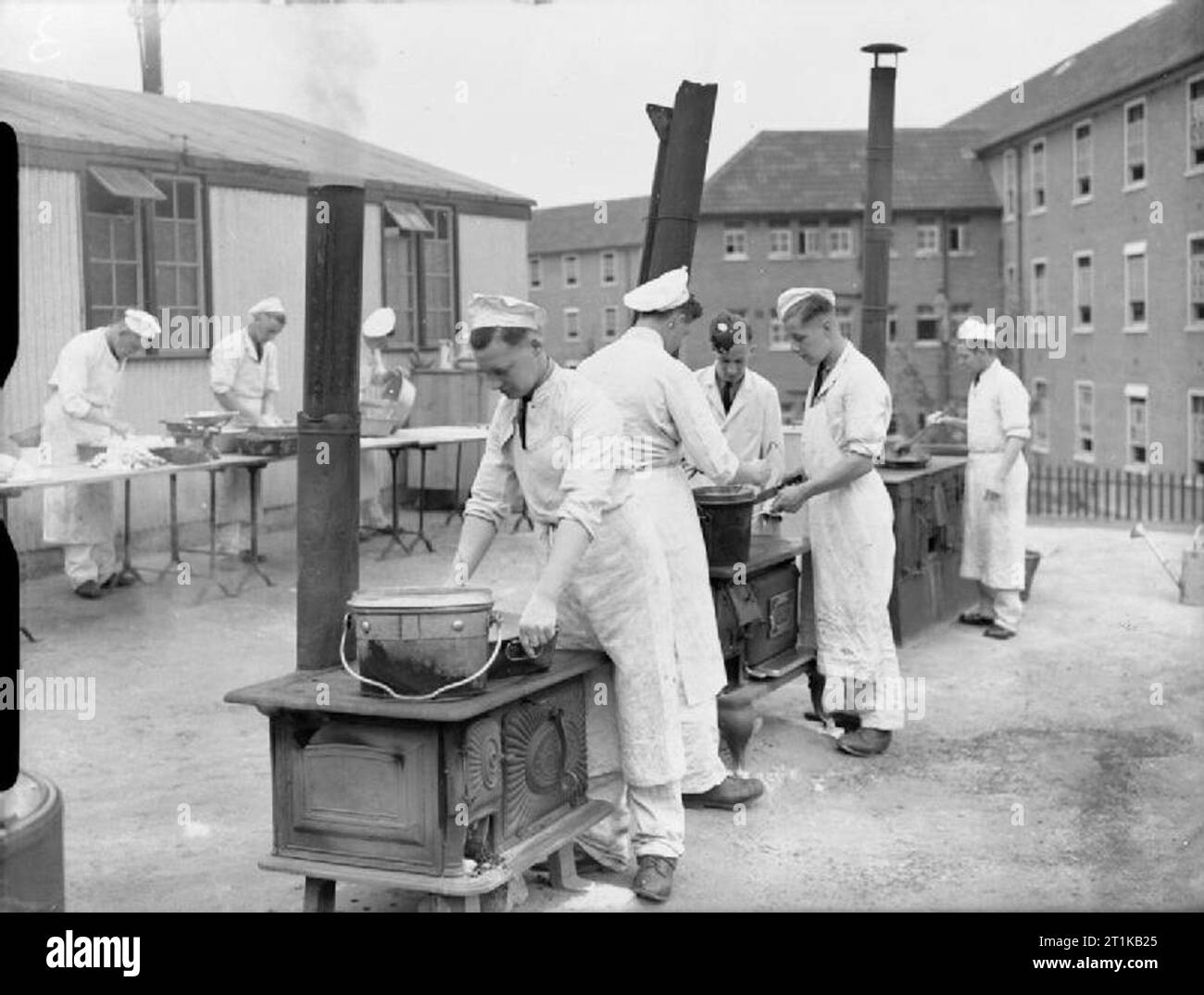 Royal Air Force Technical Training Command, 1940-1945. Trainee cooks ...