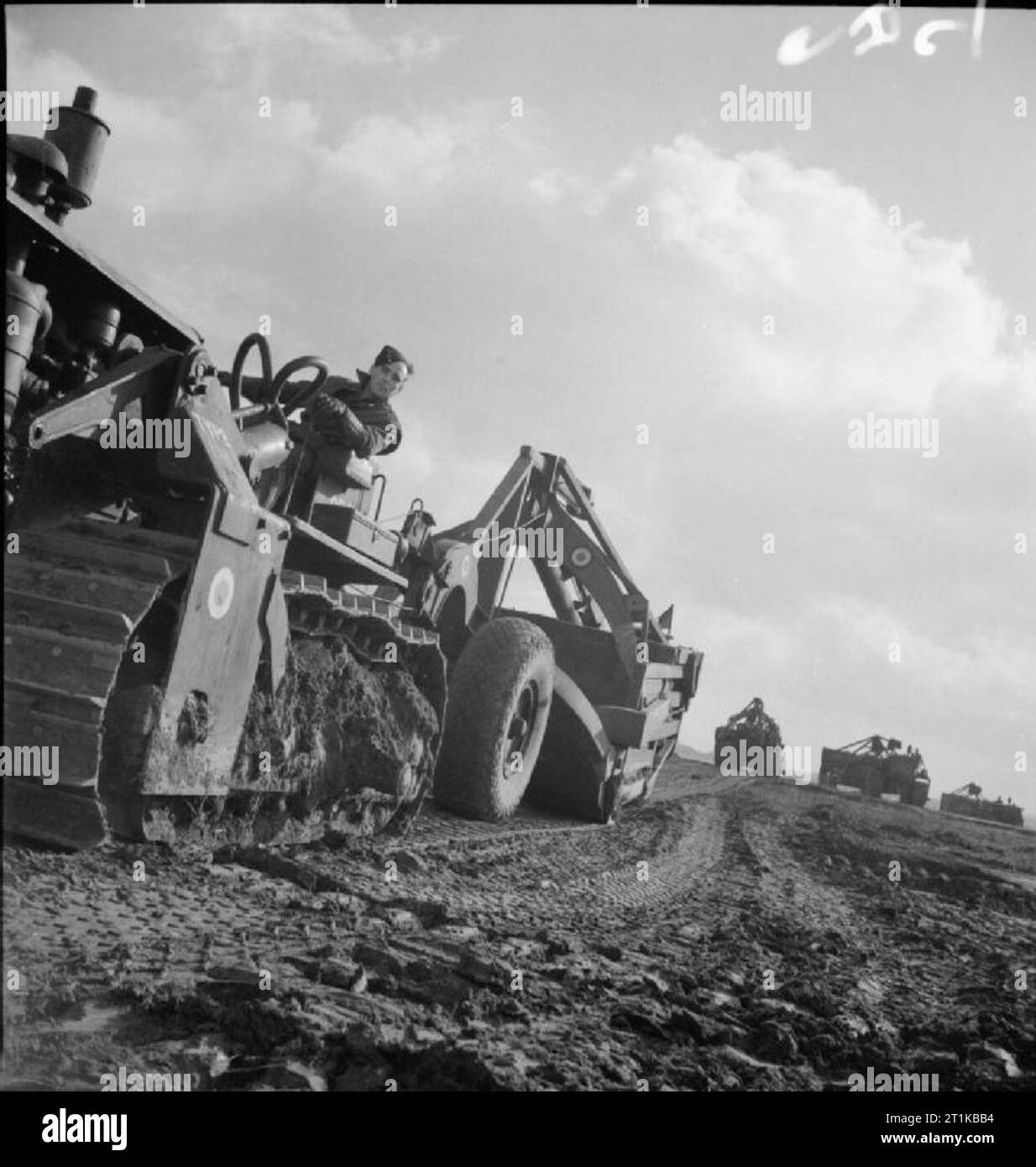 Royal Air Force- 2nd Tactical Air Force, 1943-1945. Bulldozers and ...