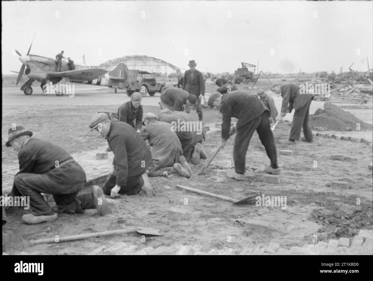 Royal Air Force- 2nd Tactical Air Force, 1943-1945. Dutch workmen ...