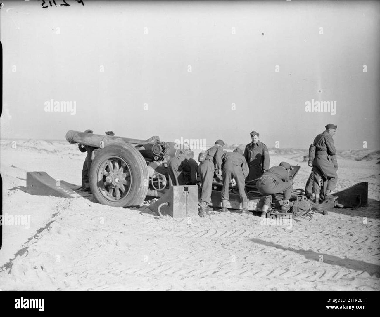 The British Army in France 1940 8-inch howitzer of 1st Heavy Regiment ...