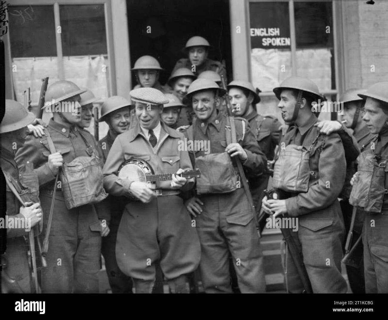 The British Army in France 1940 George Formby entertains troops, 13 ...