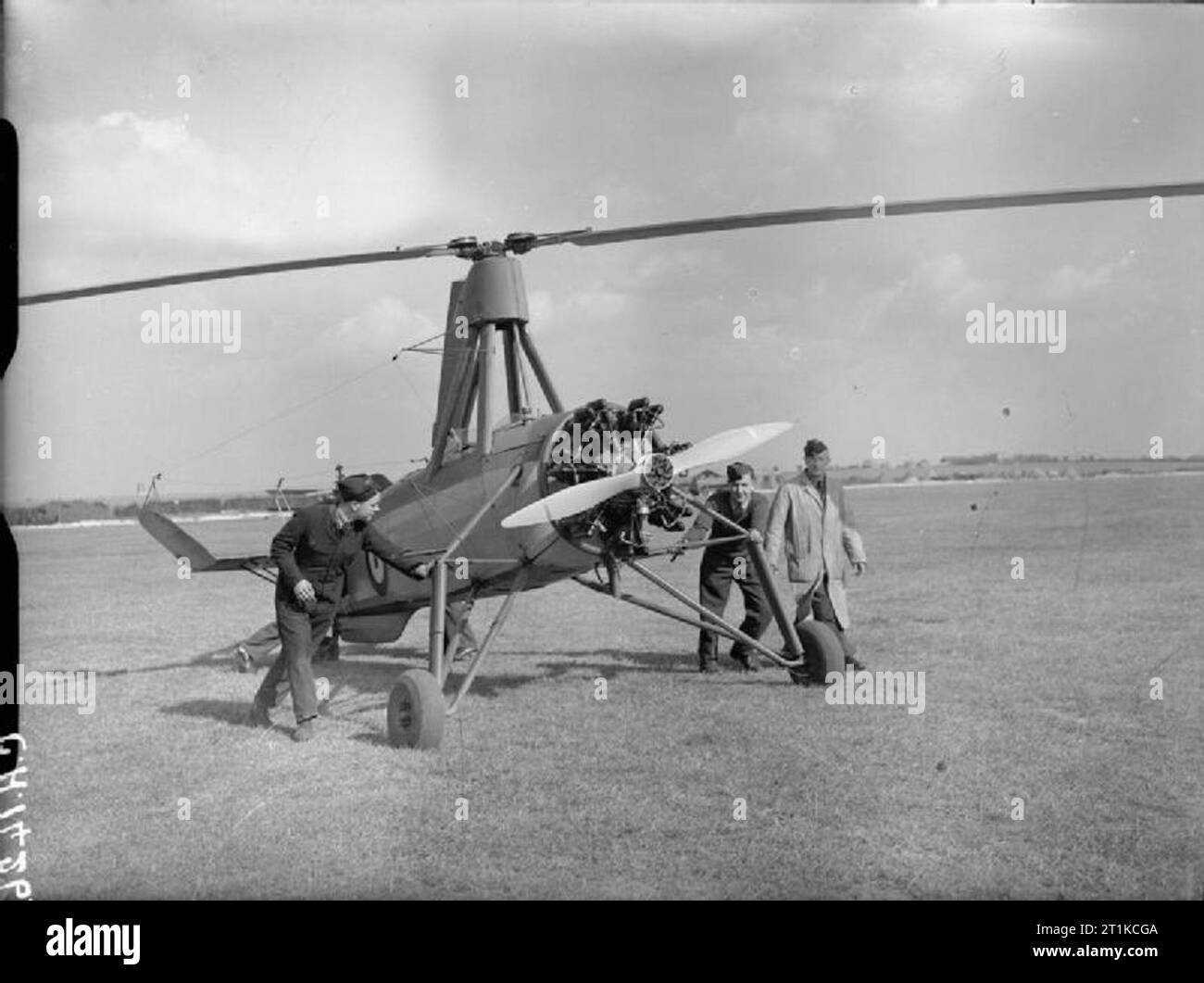 Aircraft of the Royal Air Force 1939-1945- Cierva C.30a (rota. 1). Rota ...