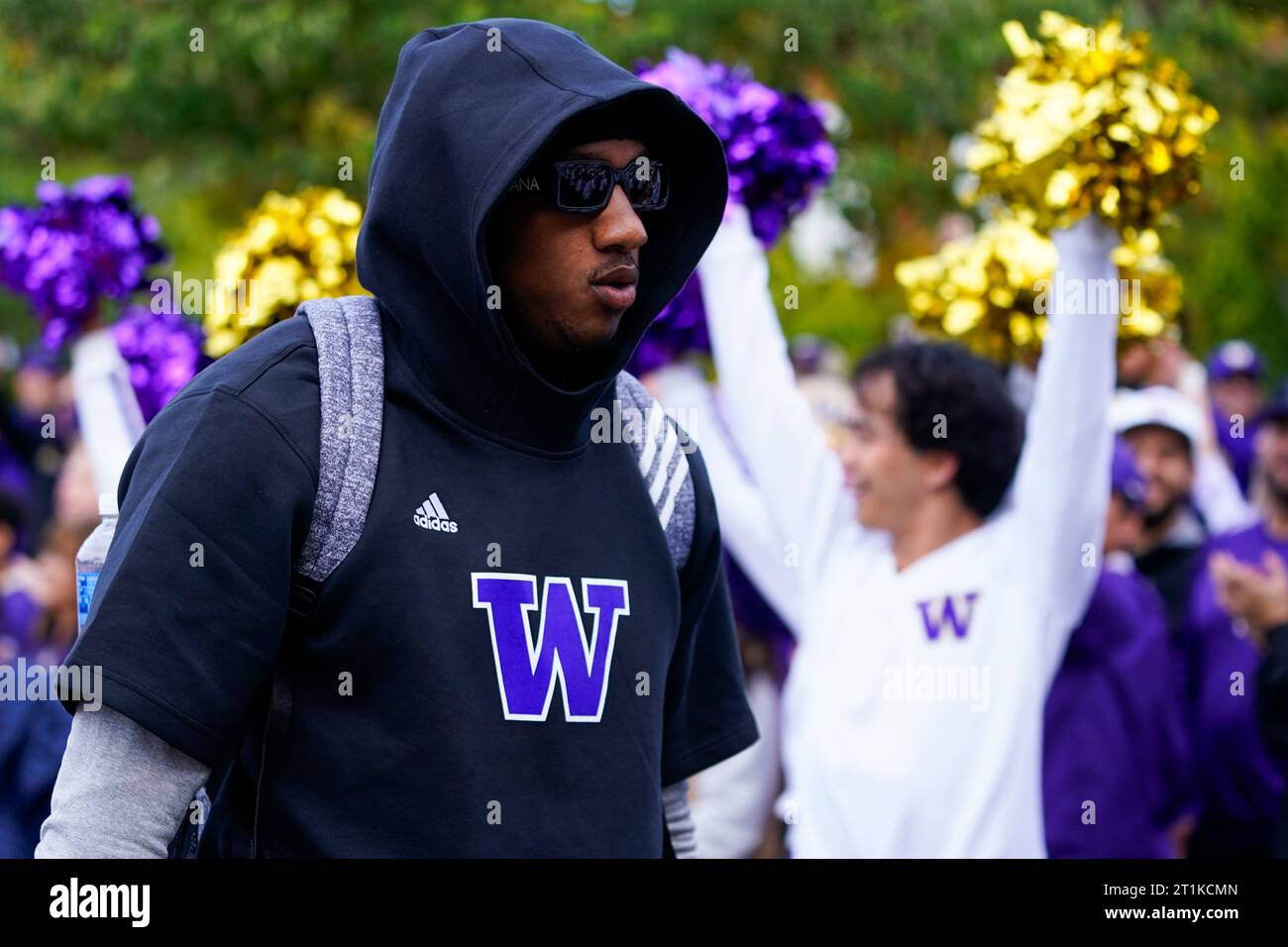 Washington quarterback Michael Penix Jr. arrives before an NCAA college football game against ...