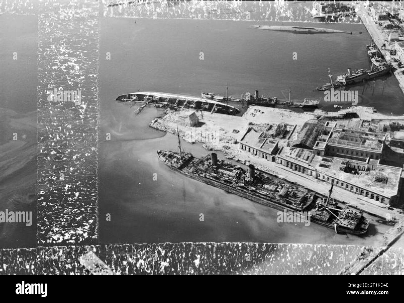 October 1943 ww2 italy hi-res stock photography and images - Alamy