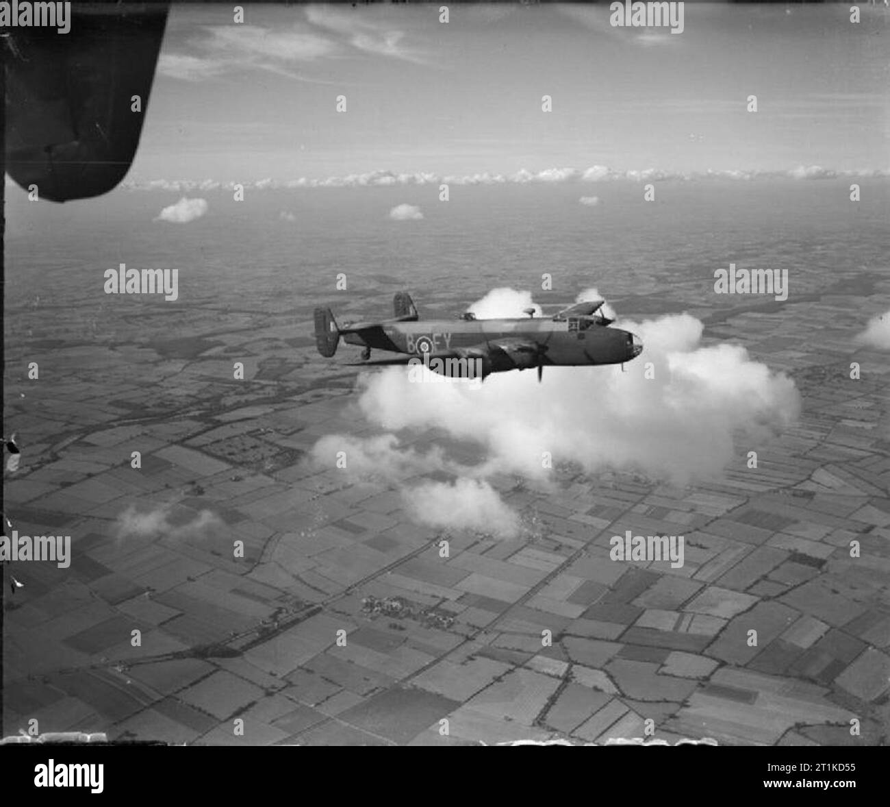 Aircraft of the Royal Air Force 1939-1945- Handley Page Hp.57 Halifax ...