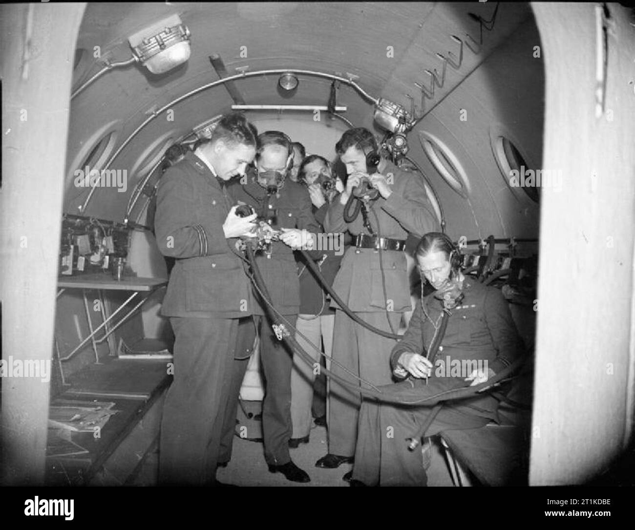 The Royal Aircraft Establishment, Farnborough, 1939-1945. Equipment ...